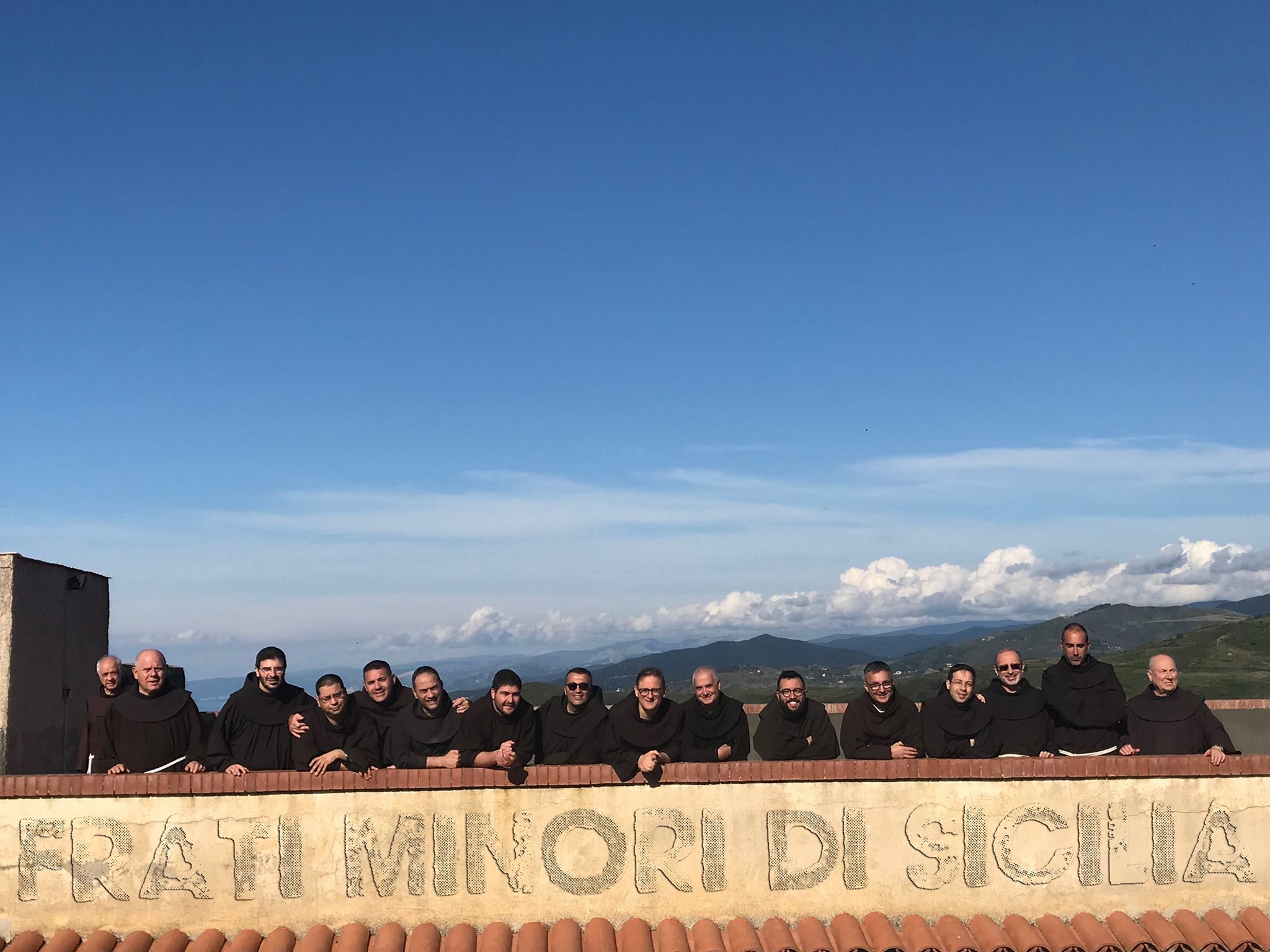 I frati Minori di Sicilia "invadono" Priolo: "Nelle case e nelle piazze ...