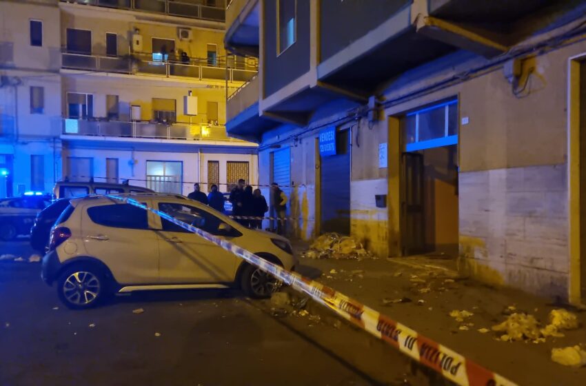 Esplosione in via Pietro Novelli, la paura dei residenti: Esplosione in via Pietro Novelli, la paura dei residenti: