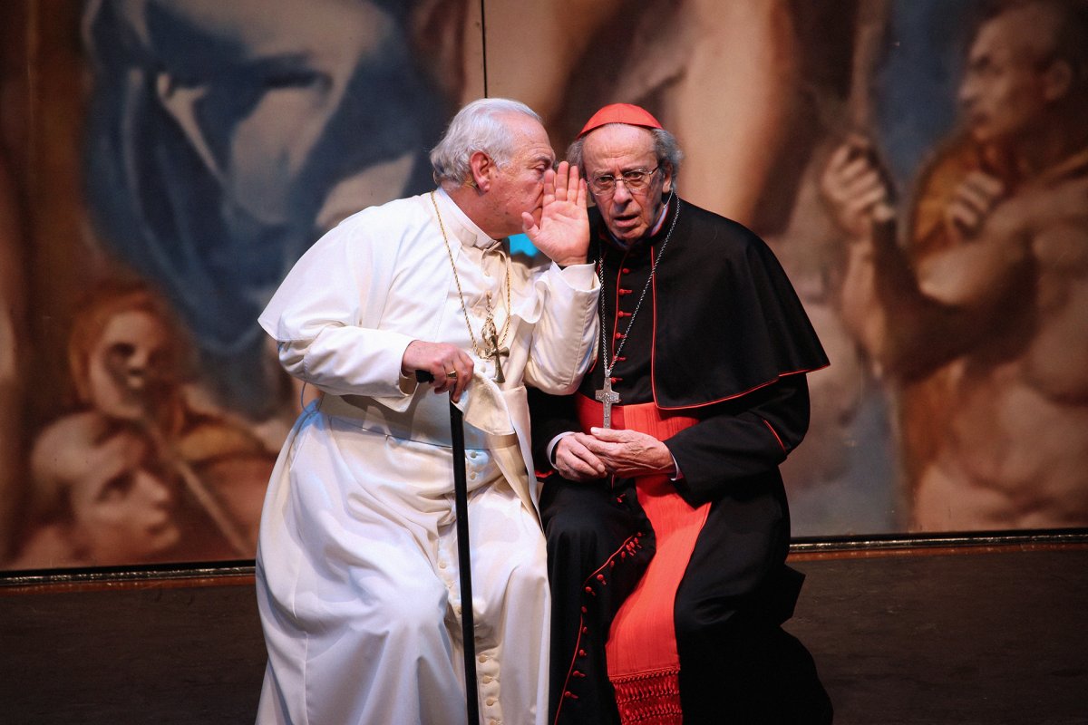 "I due papi" a Siracusa: con Colangeli e Rigillo i contrasti e le ...