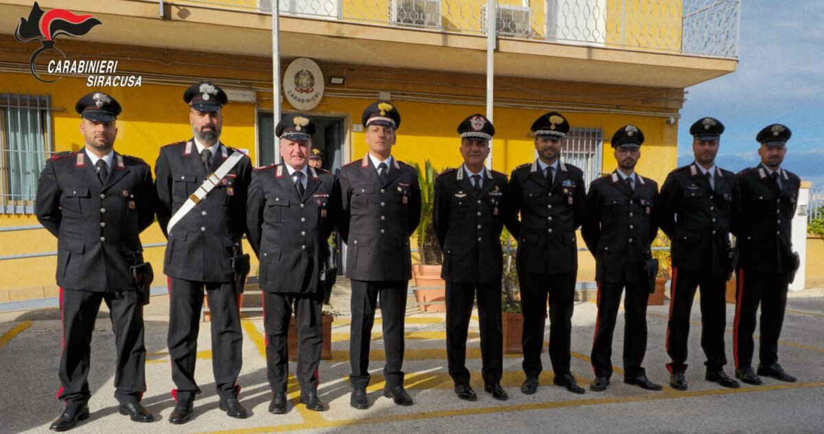 Il comandante della Legione Carabinieri Sicilia in visita alle Stazioni ...